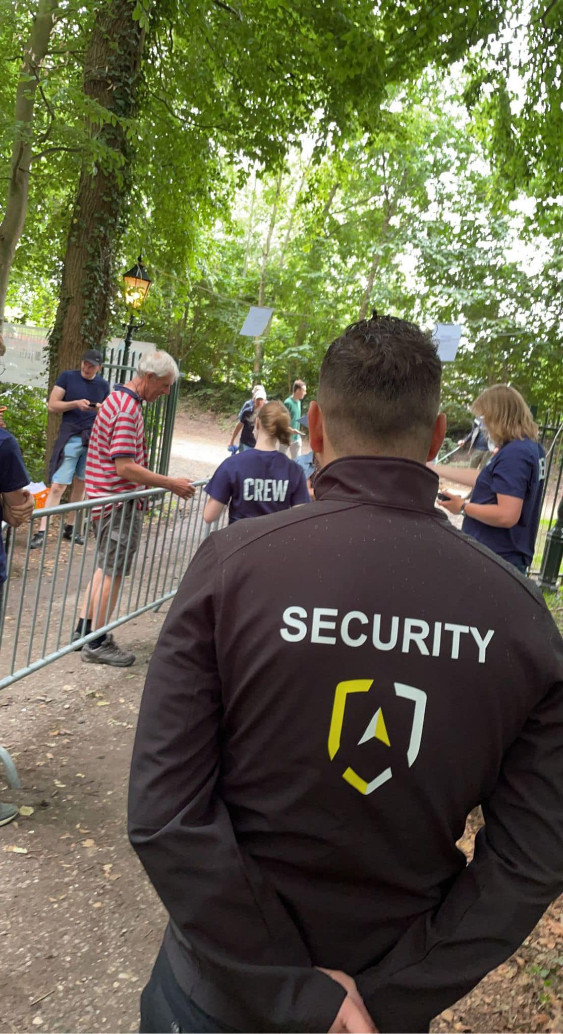 All Access Services · Voor al uw Beveiliging één Totaal Oplossing.